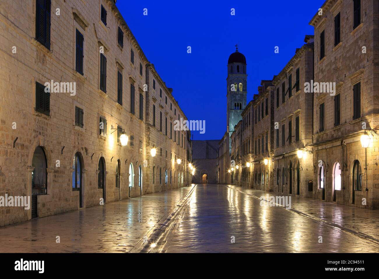 The 13th century Limestone paved Stradun Or Placa main Street Of the-13th-century-limestone-paved-stradun-or-placa-main-street-of