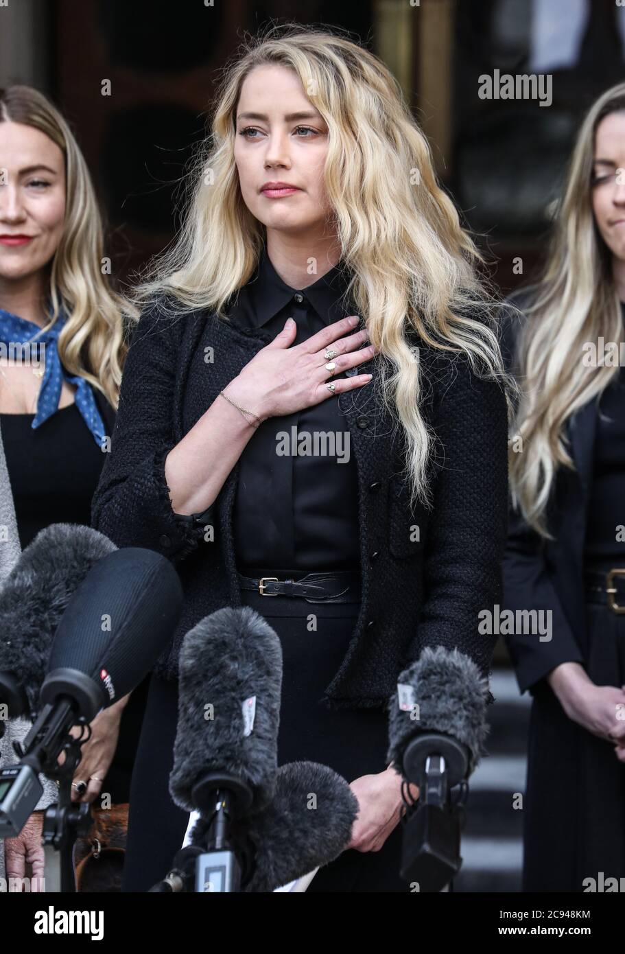 Amber Heard gives a statement outside the Royal Courts of Justice on ...