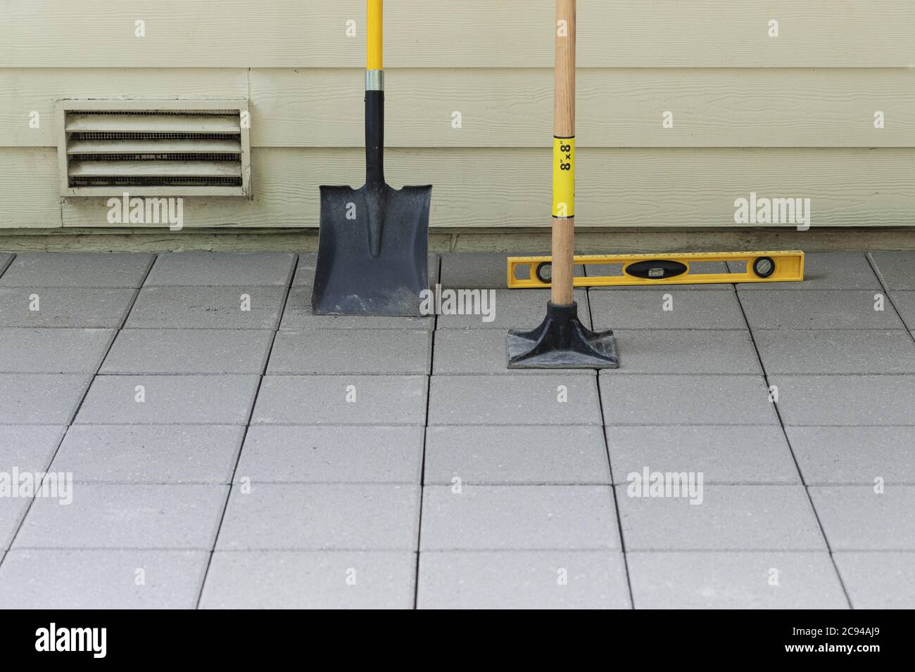 Concrete block installation hi-res stock photography and images - Alamy