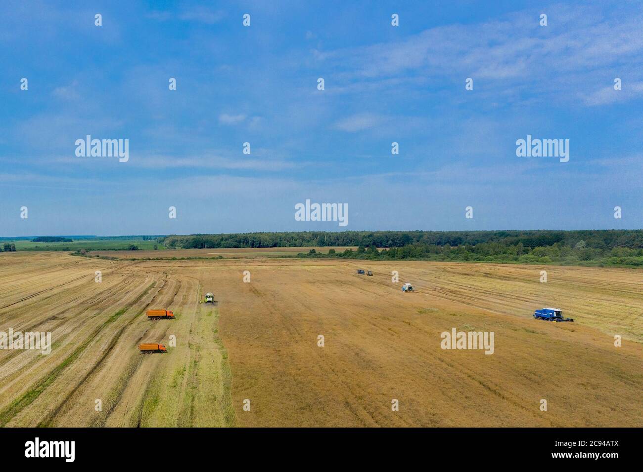 Top view industrial combine collecting hi-res stock photography and ...