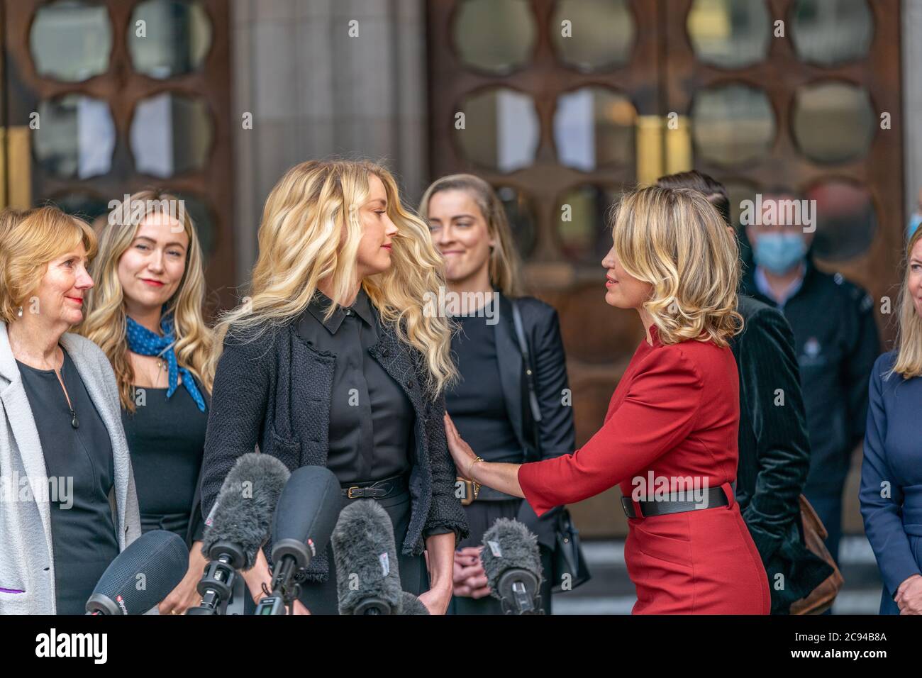 Amber heard actress hi-res stock photography and images - Alamy