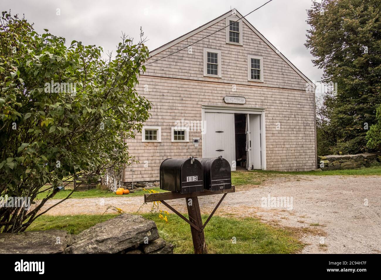 The barn at Wachusett Meadow Wildlife Sanctuary Stock Photo - Alamy