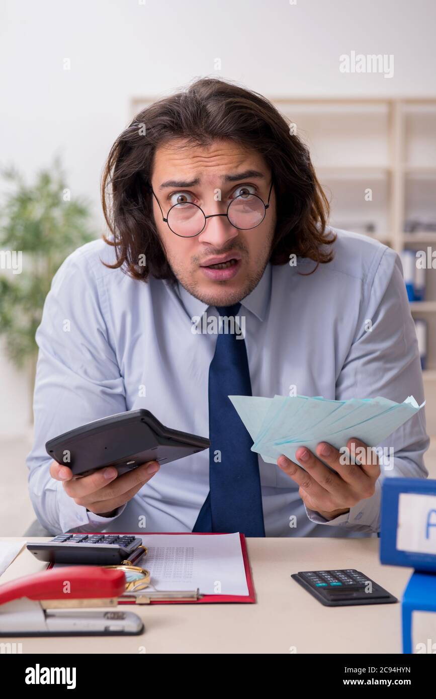 Expense reporting hi-res stock photography and images - Alamy