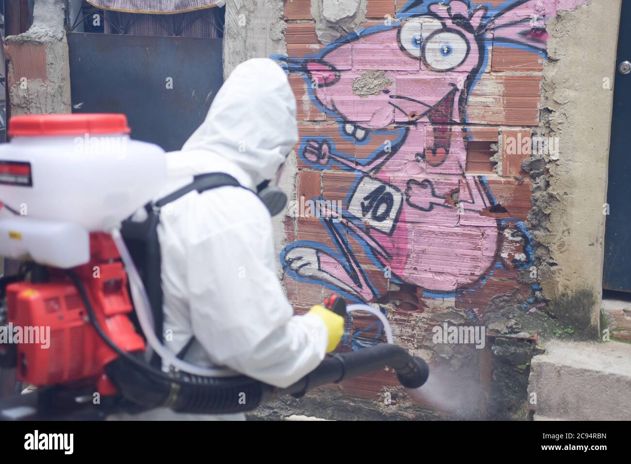 Favelas 2020 hi-res stock photography and images - Alamy