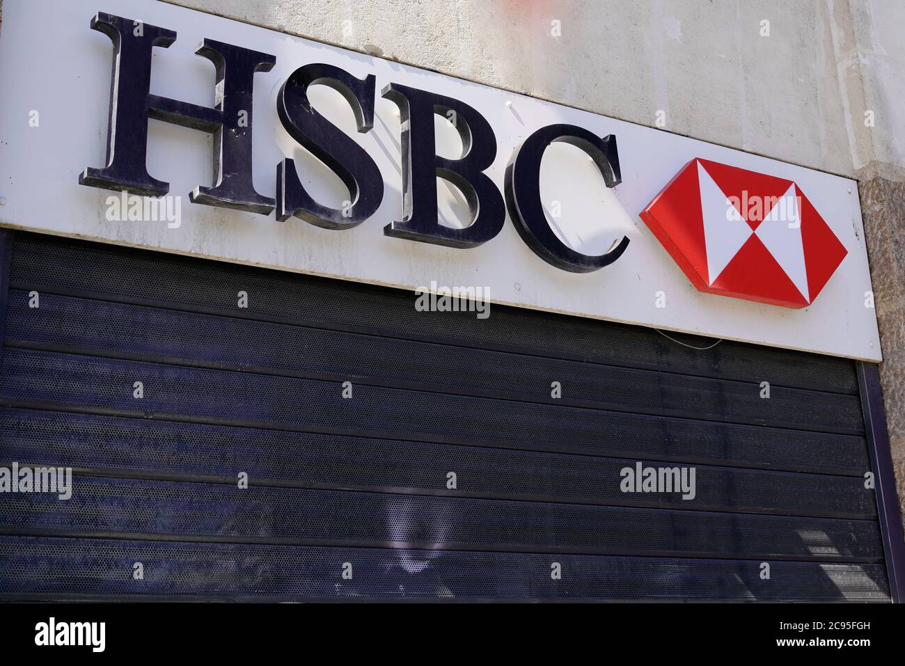 Hsbc bank switzerland hi-res stock photography and images - Alamy