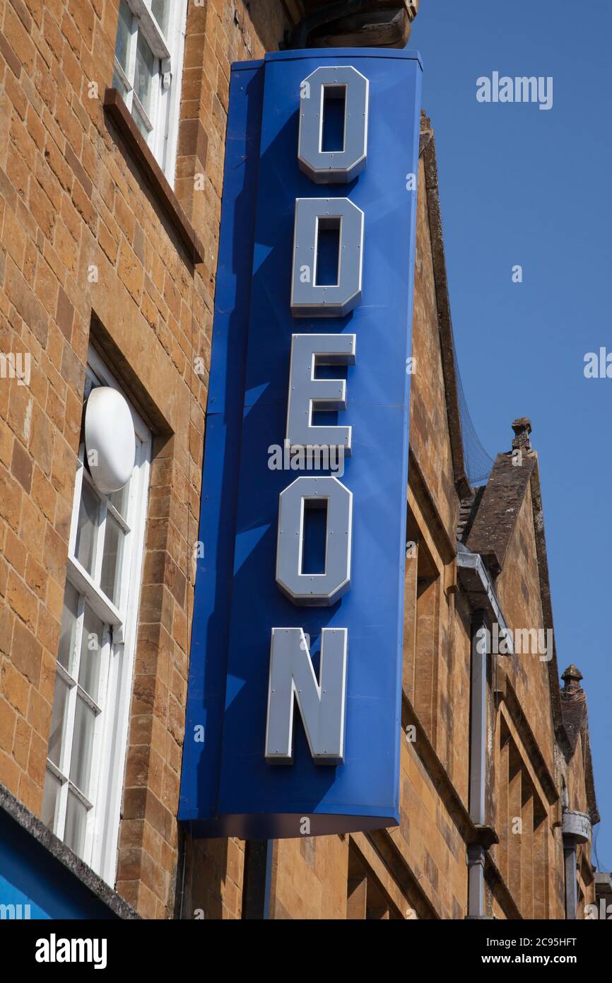 Cinema chain hi-res stock photography and images - Alamy