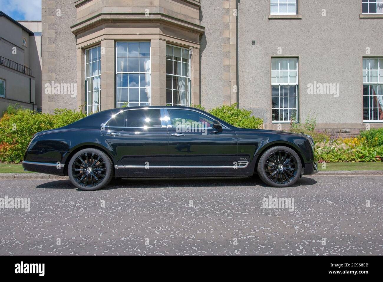 2019 Model Black Bentley Mulsanne Luxury Motor Car offside drivers side ...