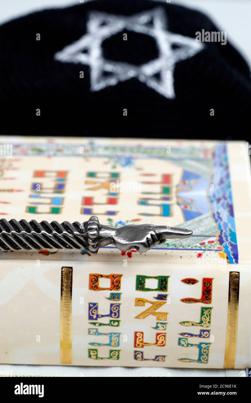 Sylver yad, kippah and Torah. Jewish symbols. France Stock Photo - Alamy