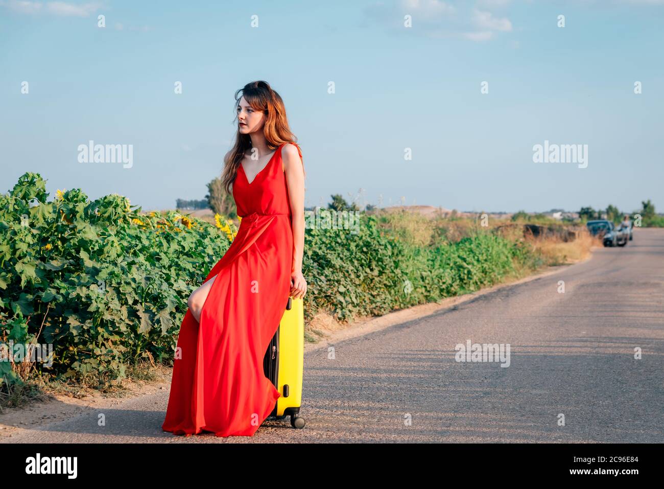 Woman suitcase sad hi-res stock photography and images - Alamy