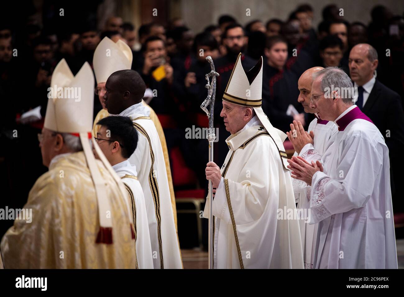 Procession with Pope Francis during Epiphany Holy Mass in Saint Peter's ...