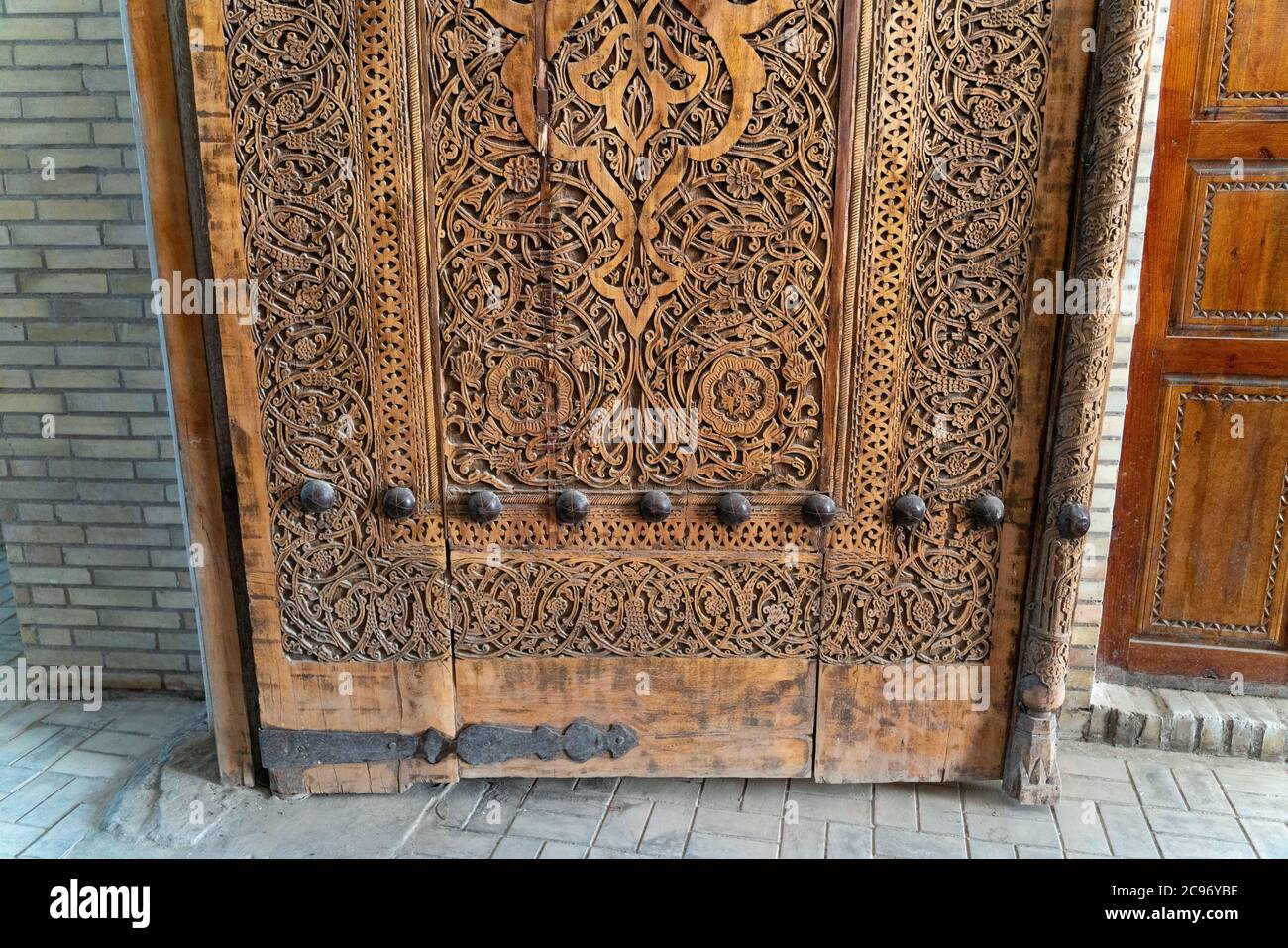 Uzbek house hi-res stock photography and images - Alamy