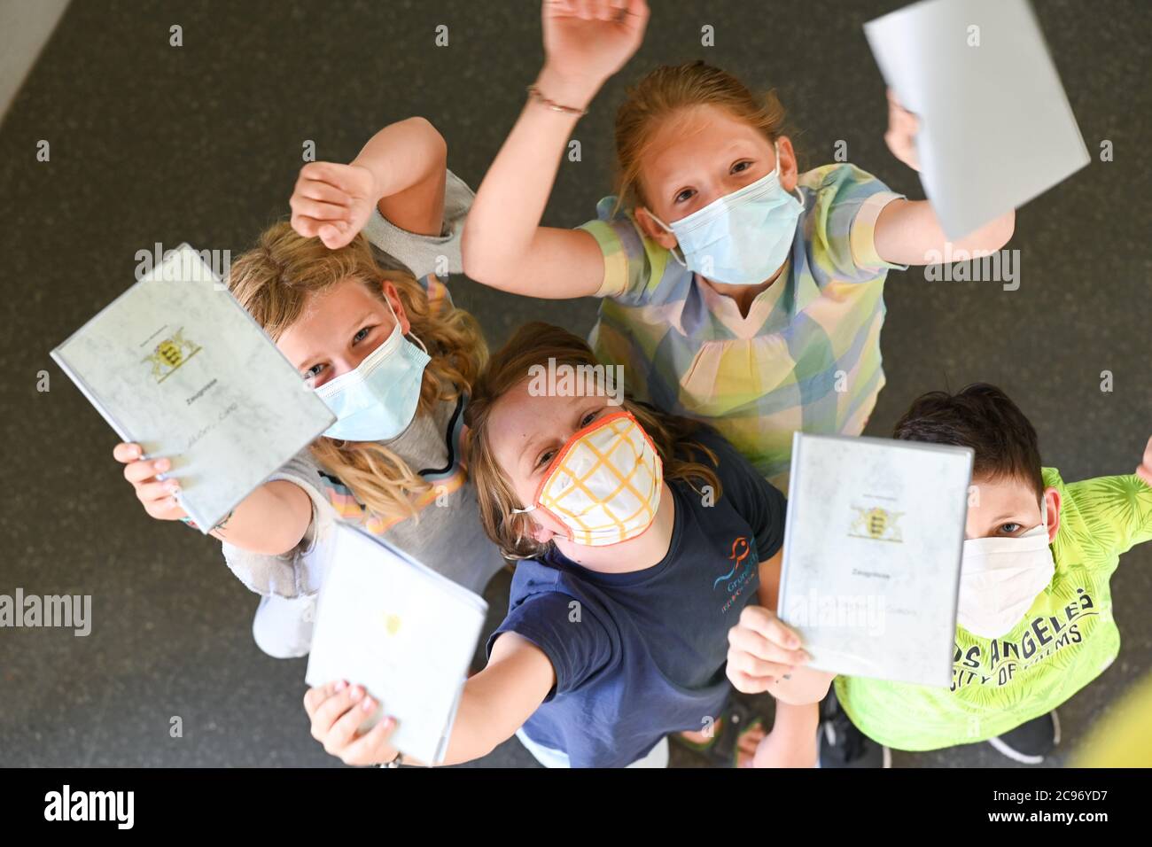 Hold up certificates hi-res stock photography and images - Alamy