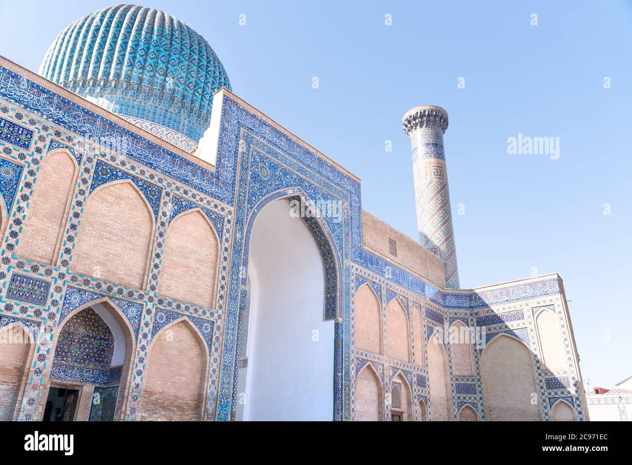 Exterior of the old ancient uzbek tomb - Amir Temur maqbarasi, Go‘ri ...