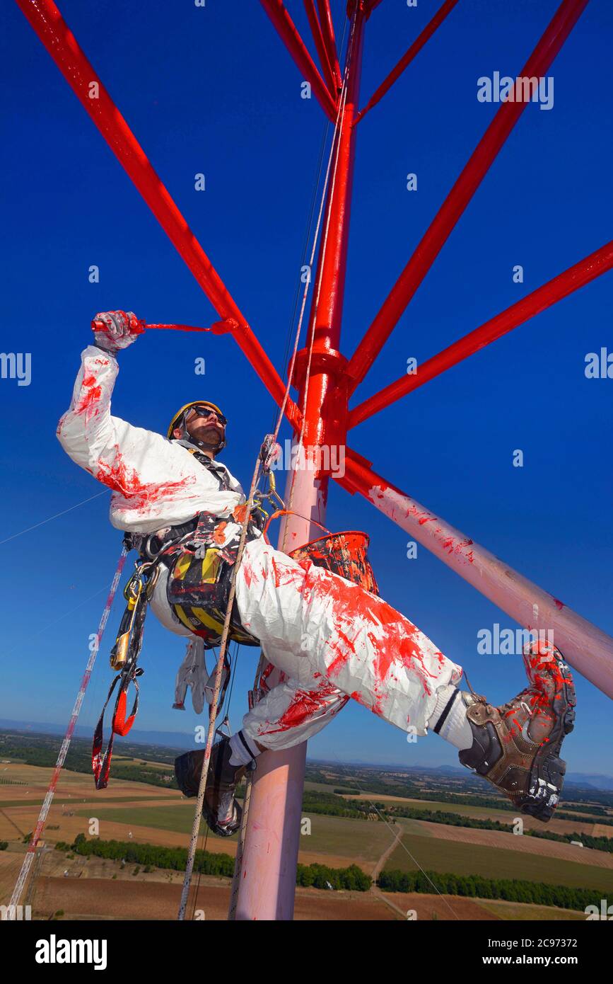 Electricity pylons france hi-res stock photography and images - Alamy