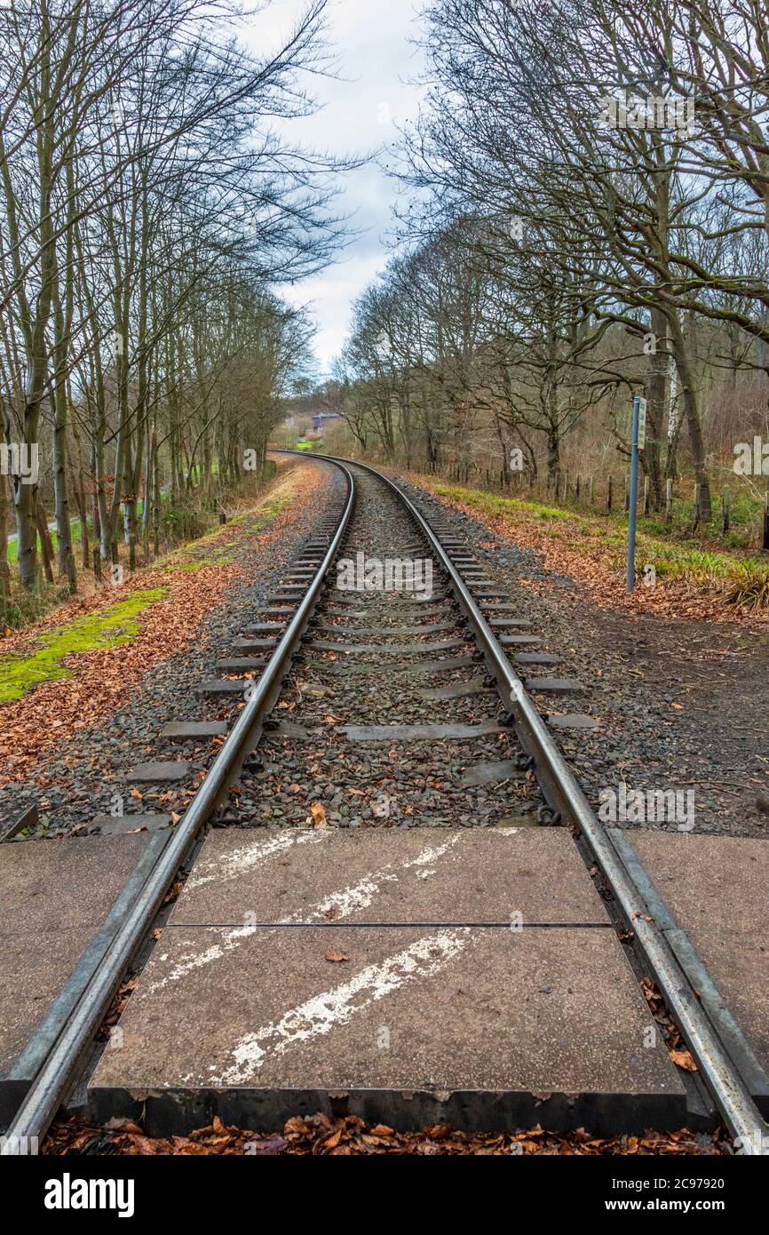 Rail railway crossing footpath hi-res stock photography and images - Alamy