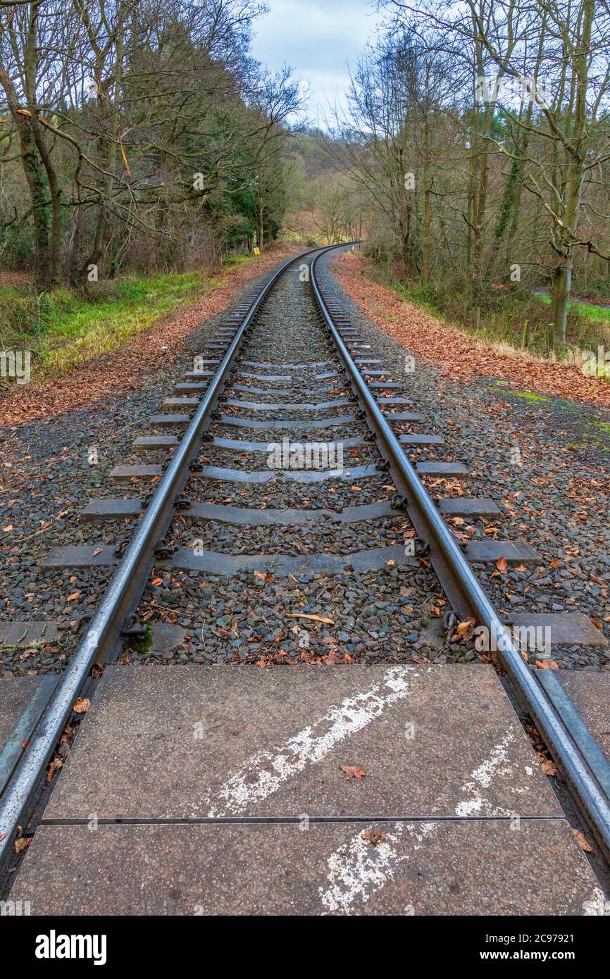 Rail railway crossing footpath hi-res stock photography and images - Alamy