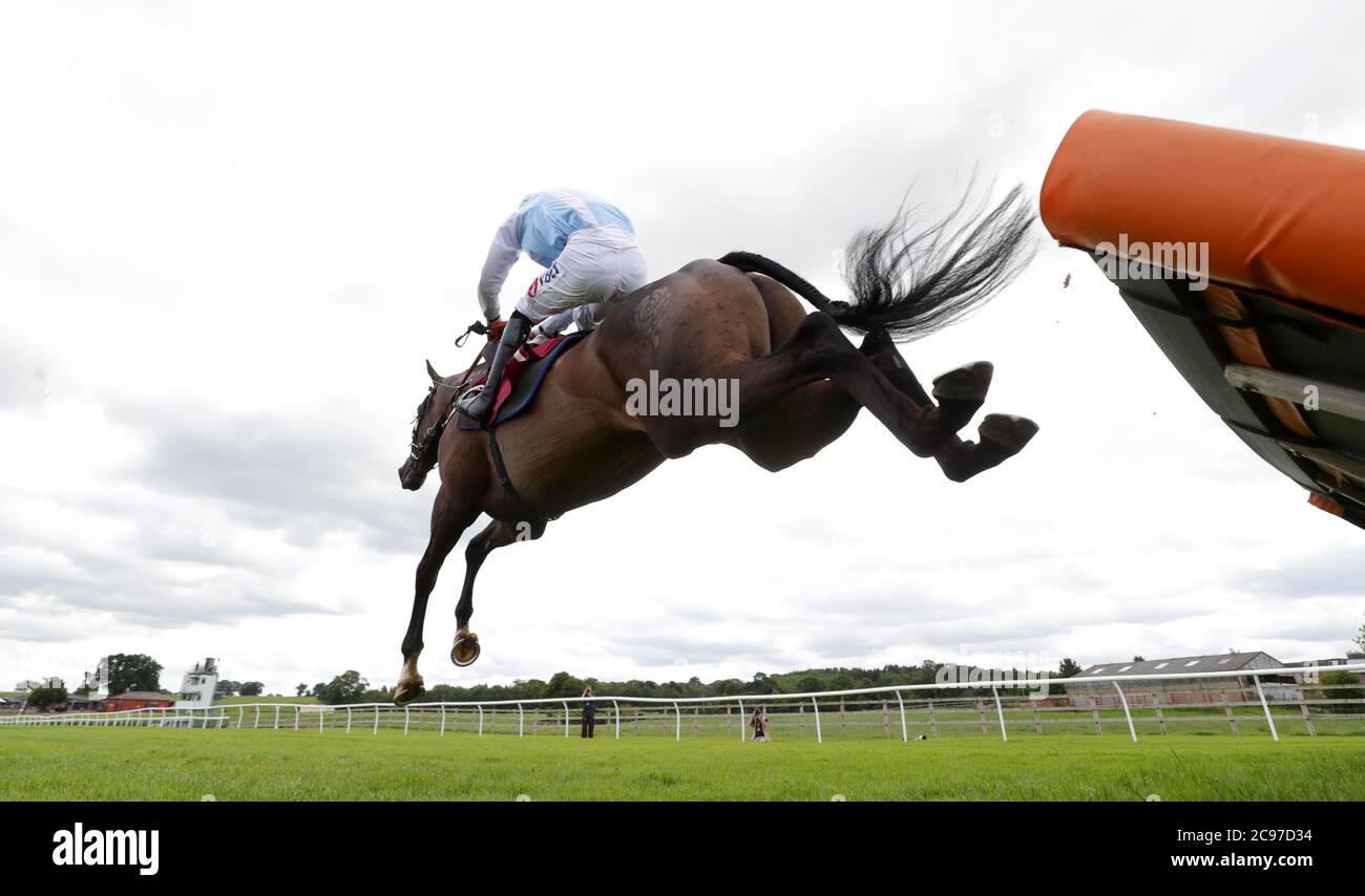 Blakeney Point ridden by Brian Hughes goes on to win The tote Placepot ...