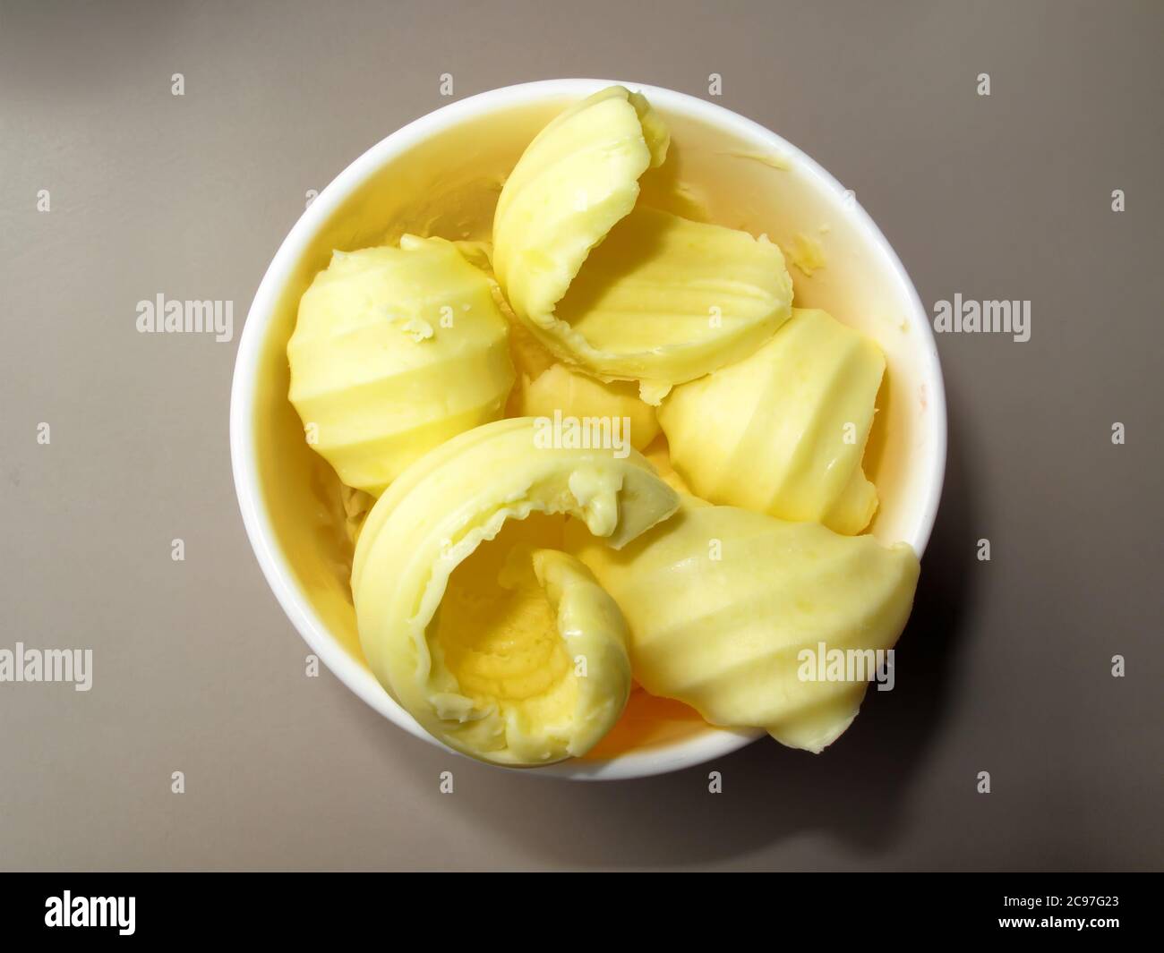 Cow butter dish hi-res stock photography and images - Alamy