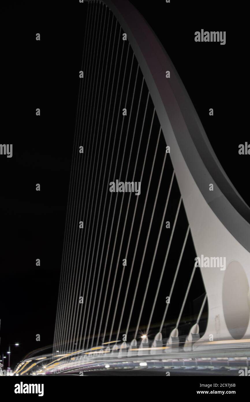 Samuel Beckett Bridge Stock Photo - Alamy