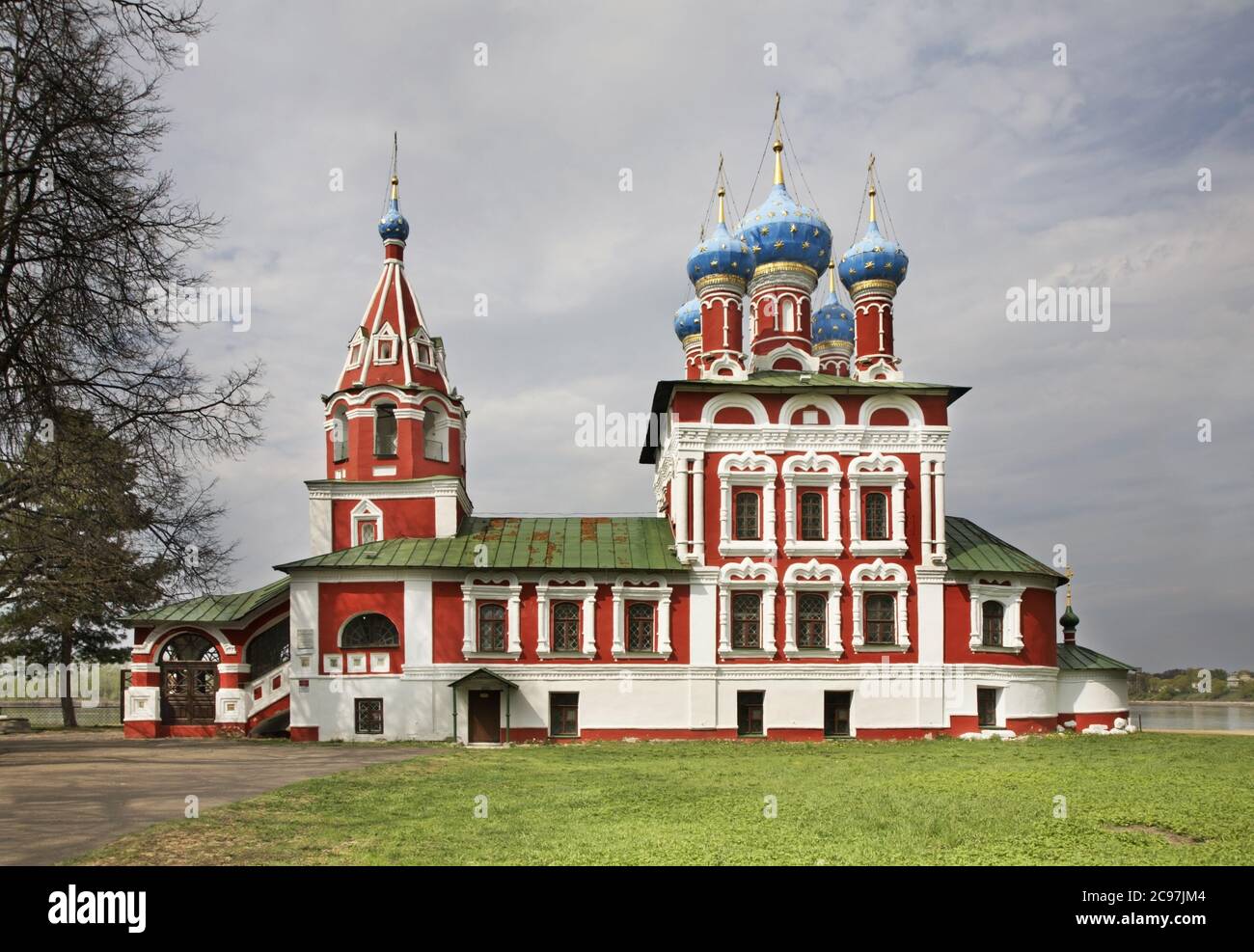 Dimitri temple hi-res stock photography and images - Alamy
