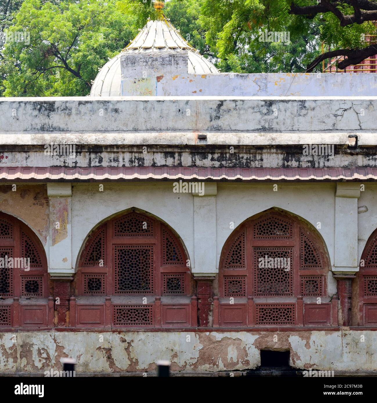 Inside view of Hazrat Nizamuddin Dargah during the day time in Delhi ...