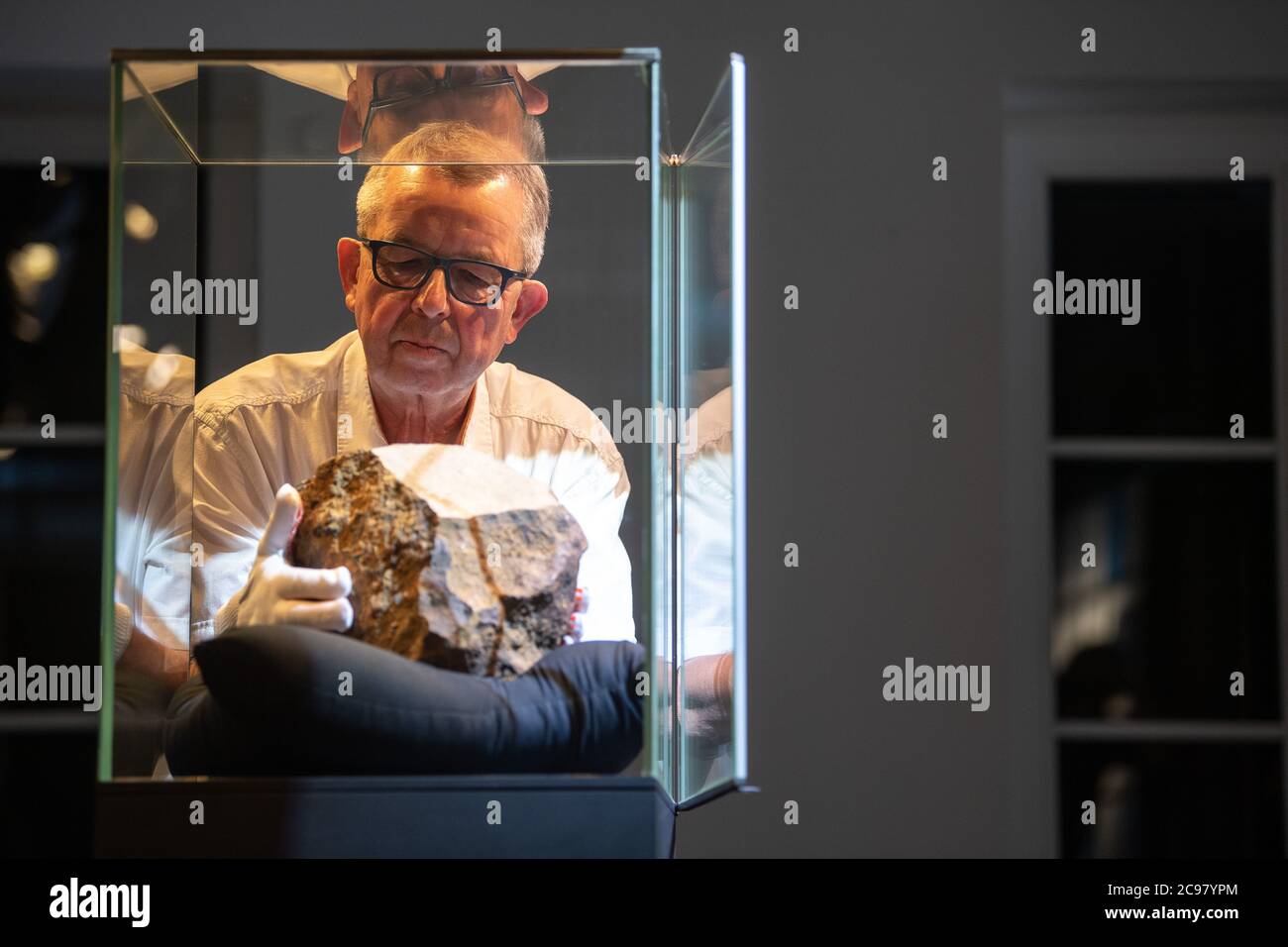 29 July 2020, Baden-Wuerttemberg, Blaubeuren: Hansjörg Bayer, finder of ...