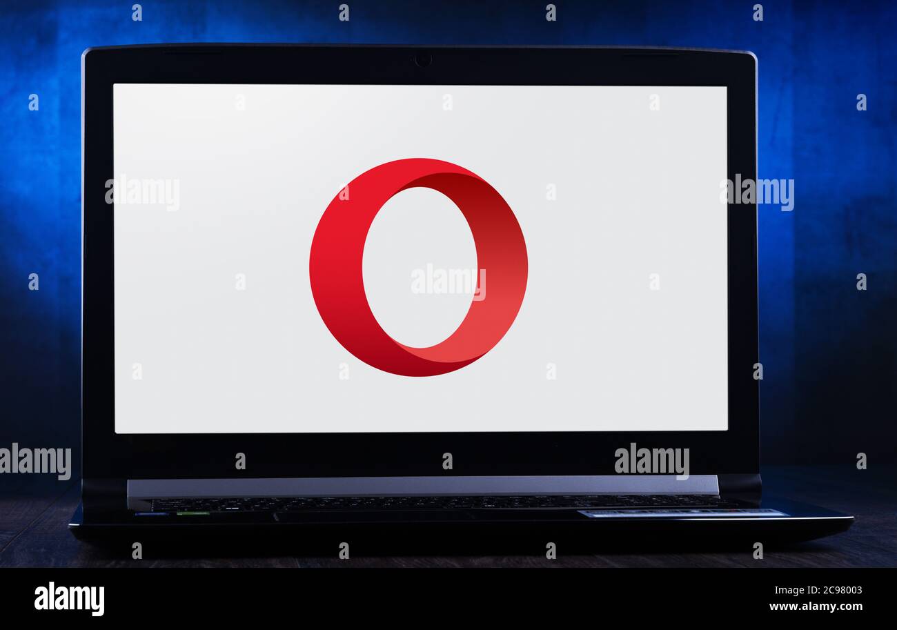 Opera browser logo hi-res stock photography and images - Alamy