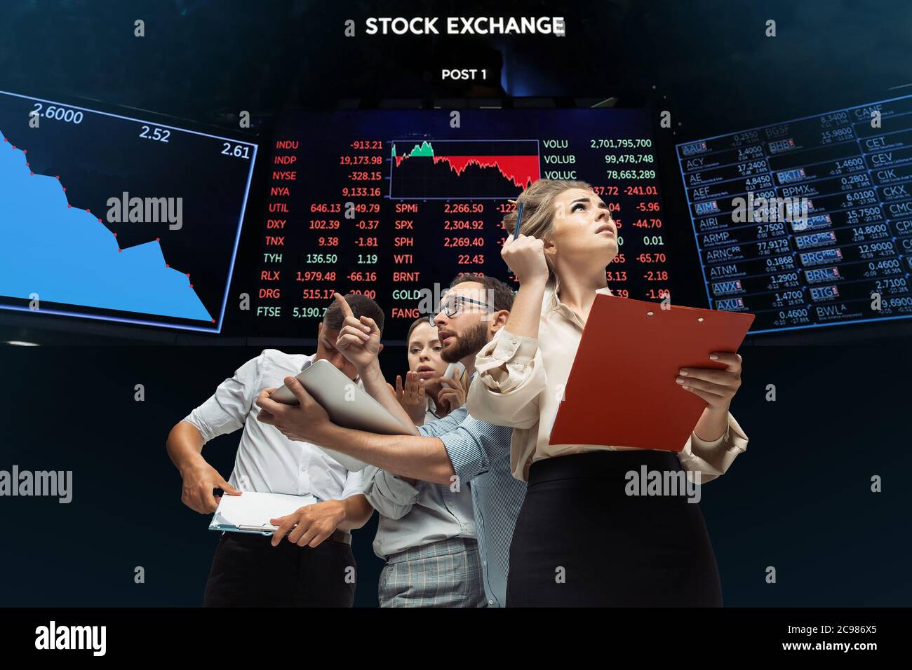 Stock market trader nervous hi-res stock photography and images - Alamy