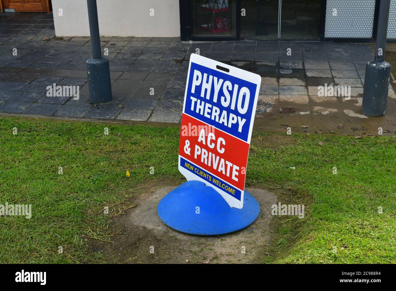 Physio logotype hi-res stock photography and images - Alamy