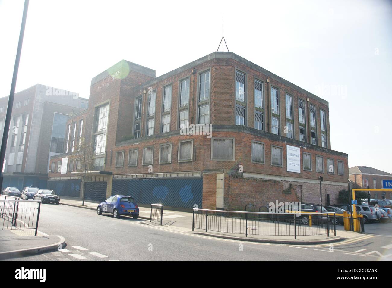 Kingston upon hull 1950s hi-res stock photography and images - Alamy