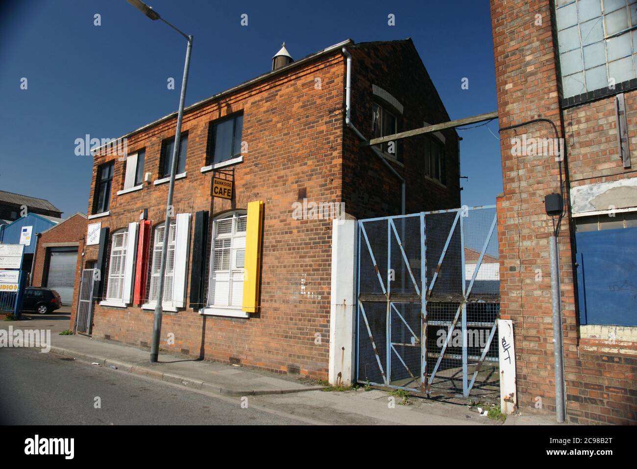 Hull cafe hi-res stock photography and images - Alamy