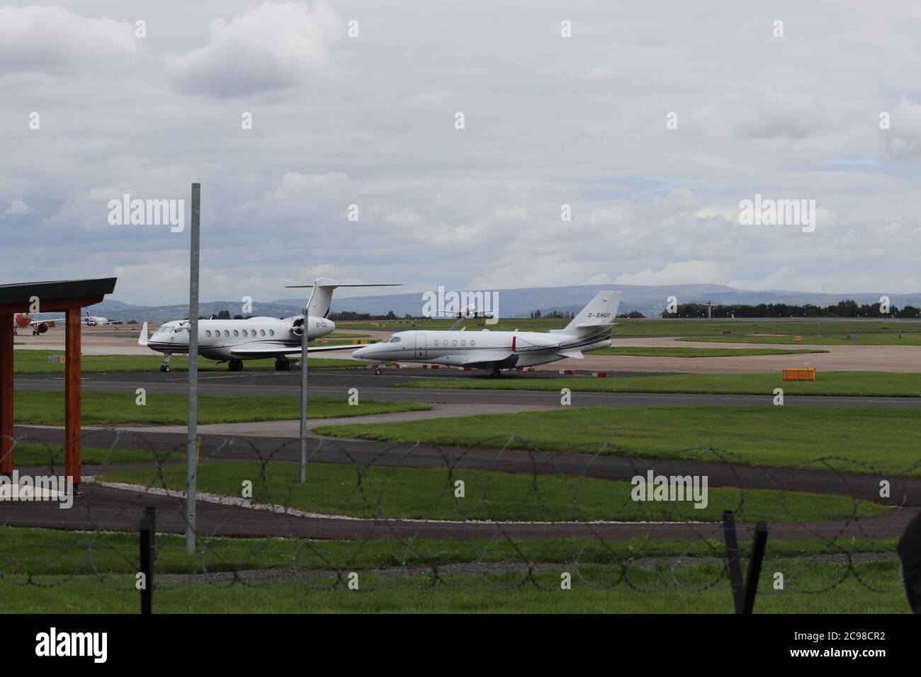 Runway Visitor park is a park at Manchester airport offering runway ...
