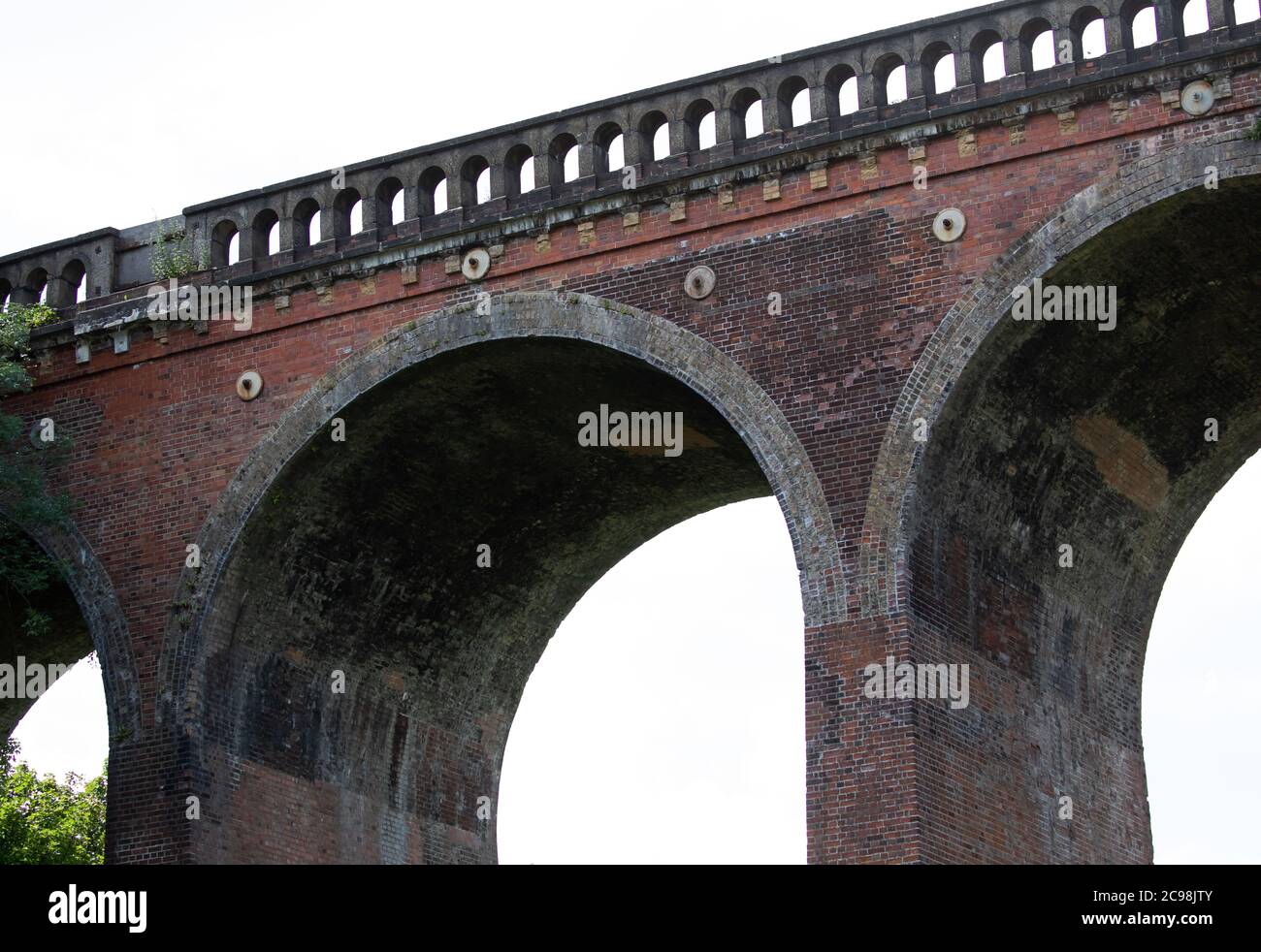 Eynsford Viaduct is an impressive nine-arched red-brick viaduct. The ...