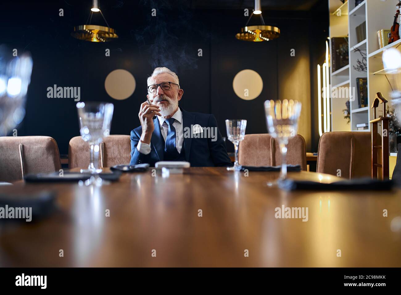 Elderly man vaping hi-res stock photography and images - Alamy