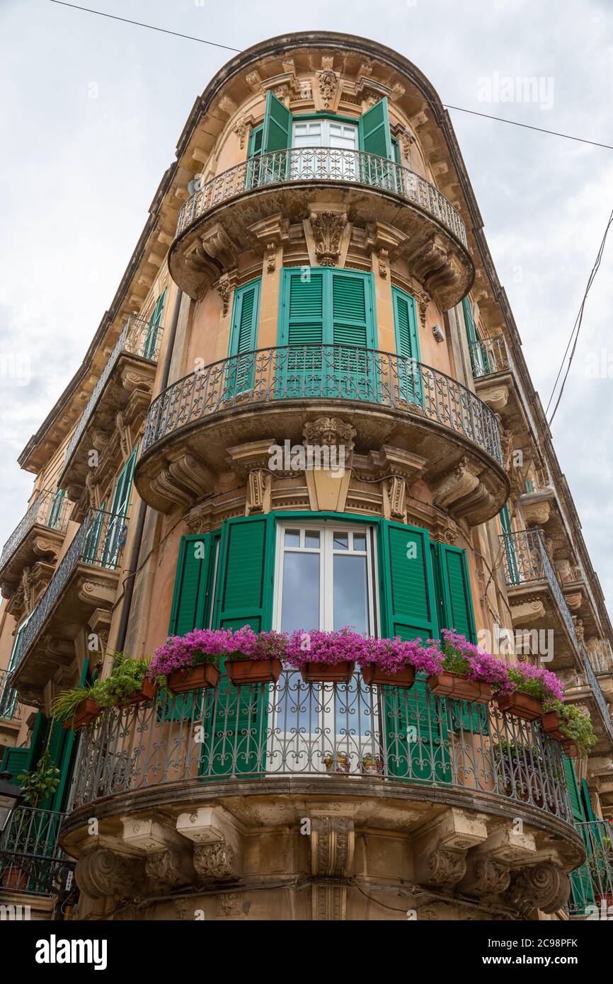Sicilian architecture hi-res stock photography and images - Alamy