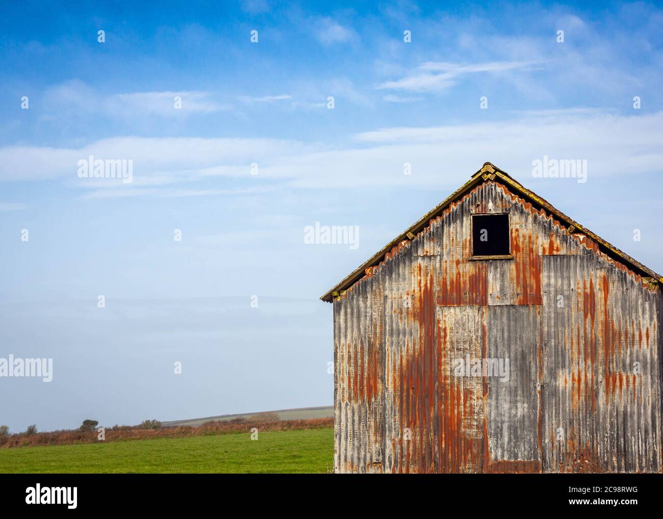 Rusty farm building Stock Photo - Alamy