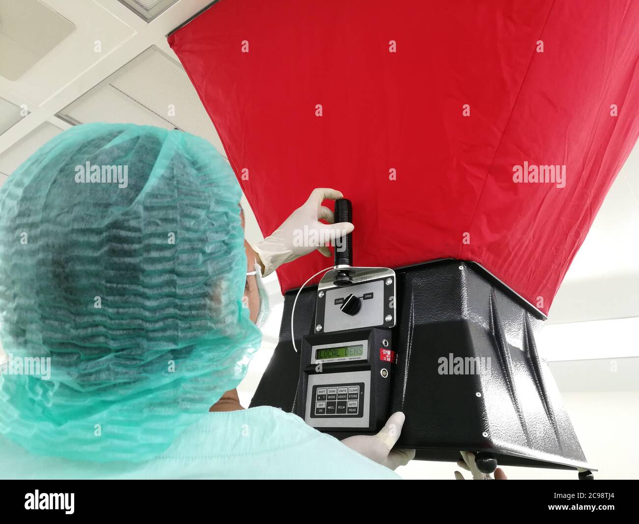 Air flow test for VAV ( Variable Air Volume) and calculating air change ...