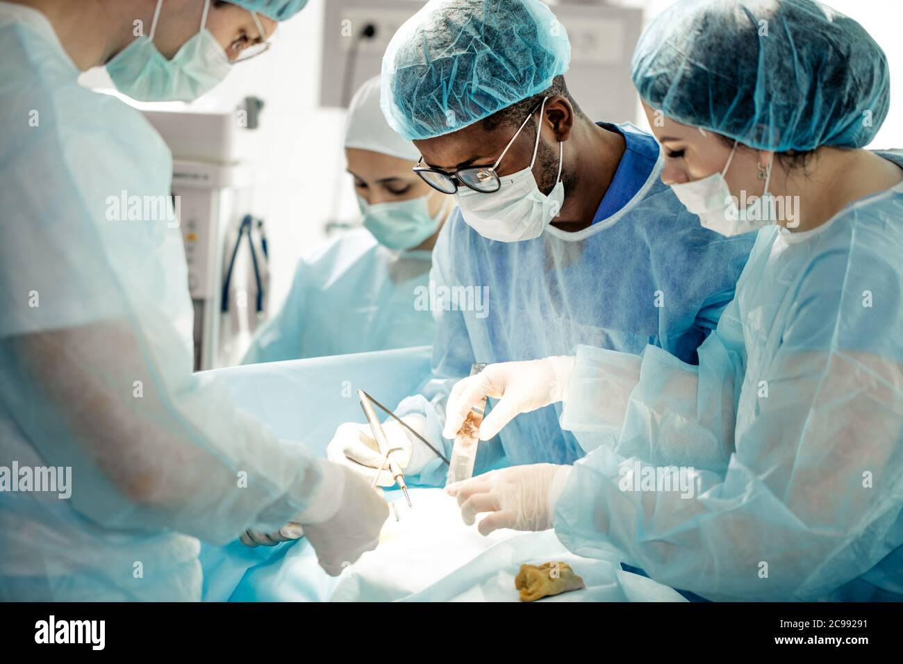 Mechanical trauma hi-res stock photography and images - Alamy