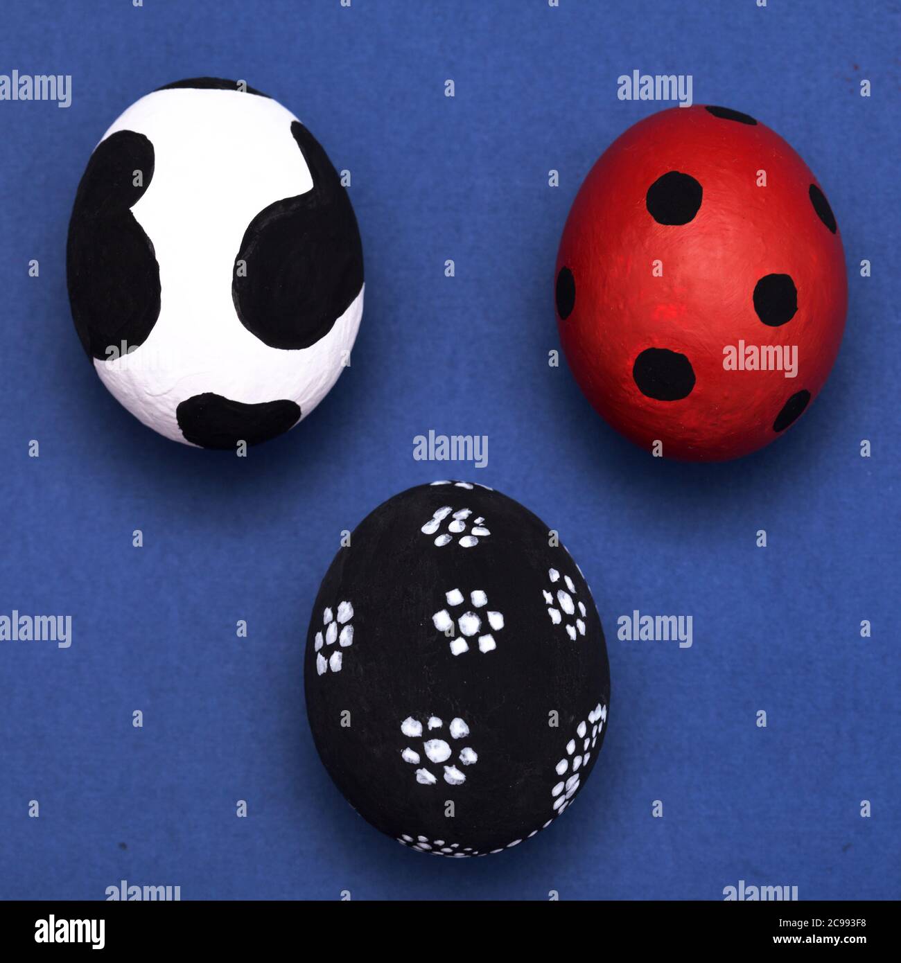 Colorful eggs, with dotted ornament Stock Photo - Alamy
