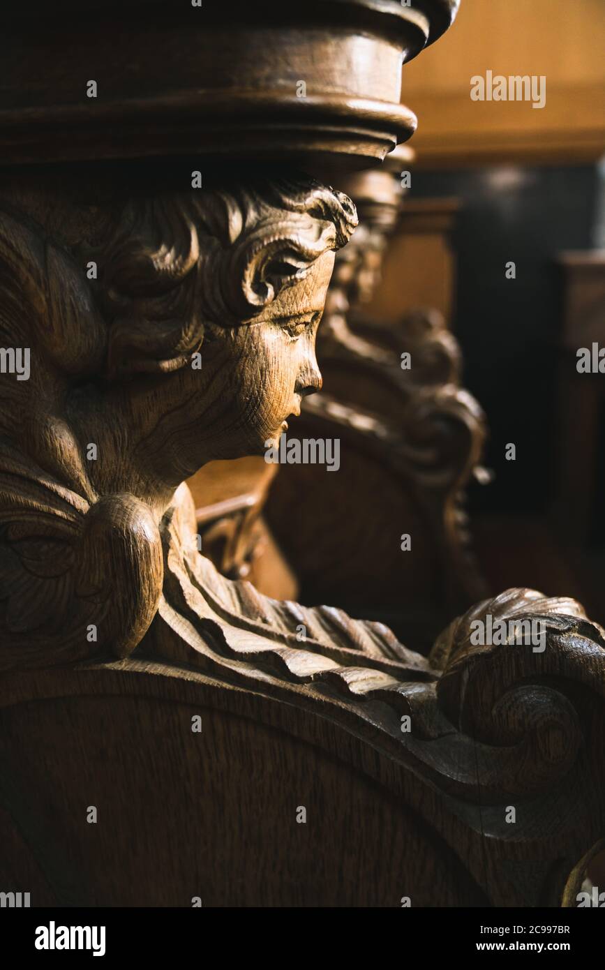 Choir stall wood carving hi-res stock photography and images - Alamy