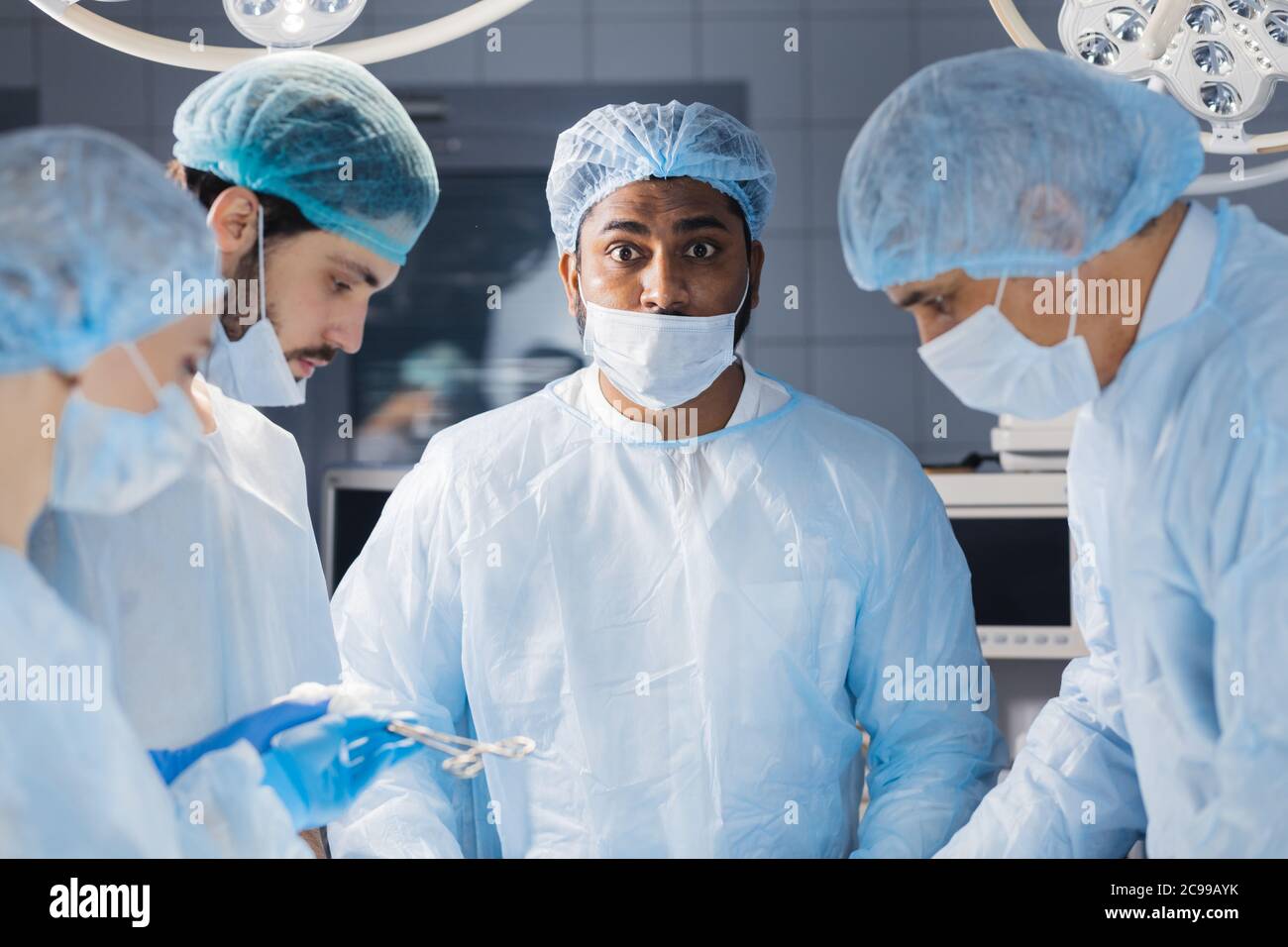 Scared surgeon hi-res stock photography and images - Alamy