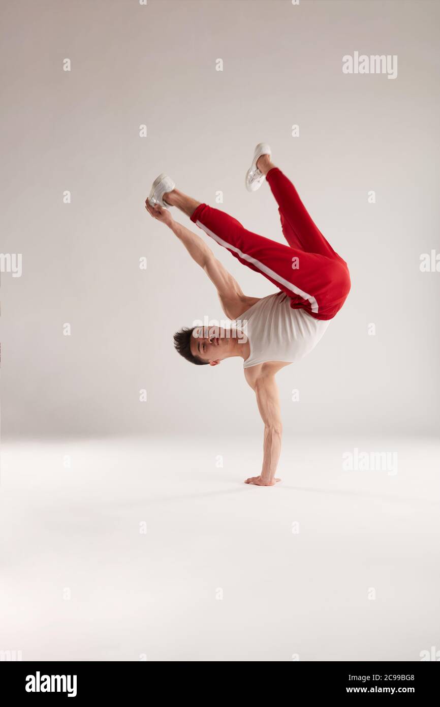 Boy isolated break dance hi-res stock photography and images - Alamy