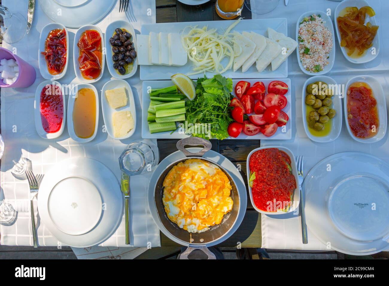 Turkish breakfast spread hi-res stock photography and images - Alamy