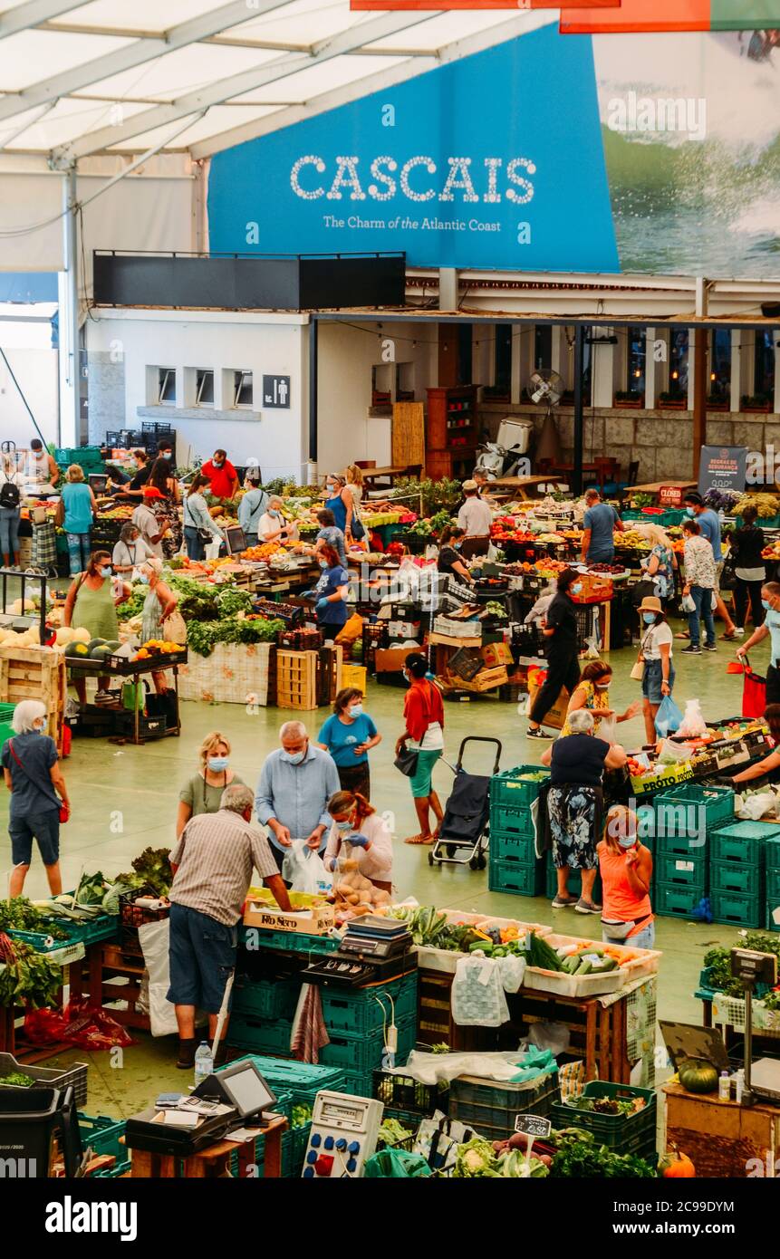 Lisbon fish market hi-res stock photography and images - Alamy