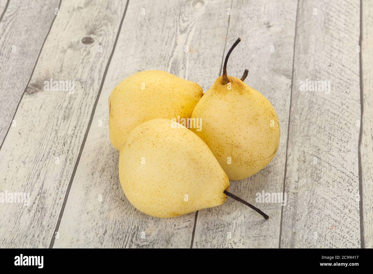 Juicy ripe yellow Chinese pear Stock Photo - Alamy
