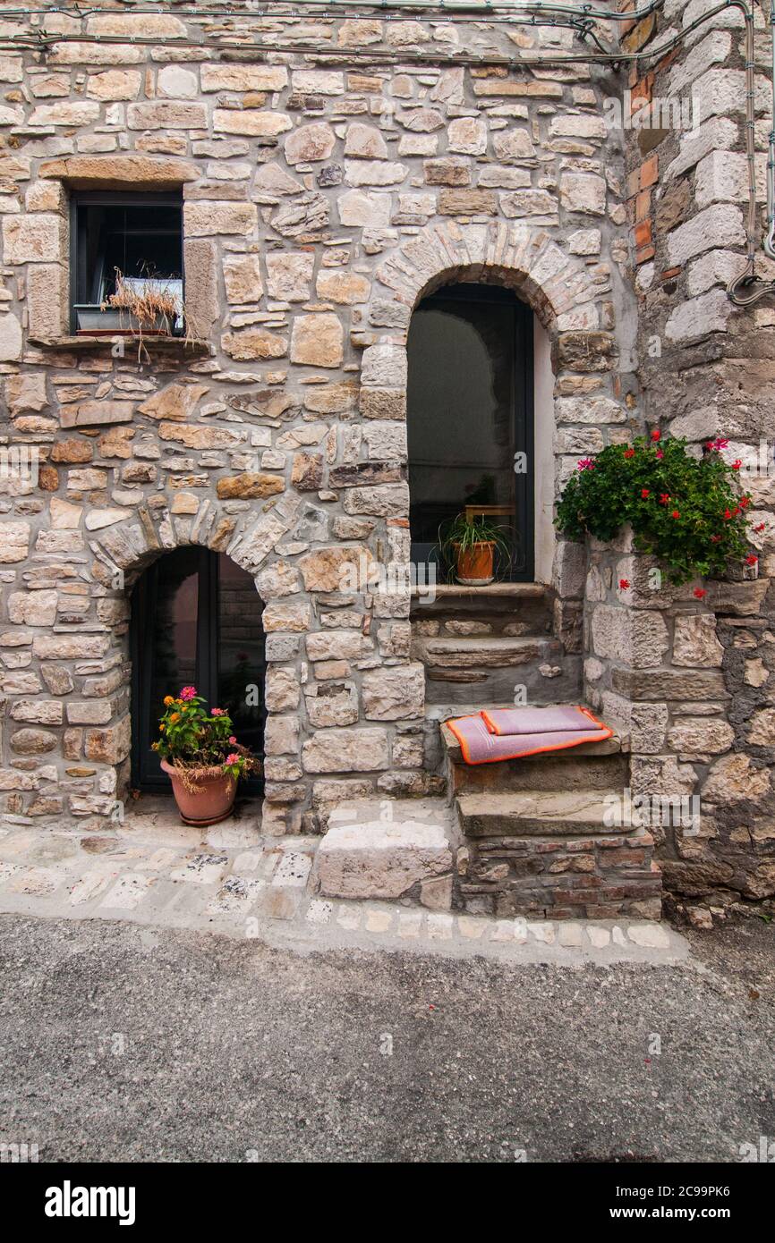 Typical italian village street scene hi-res stock photography and ...