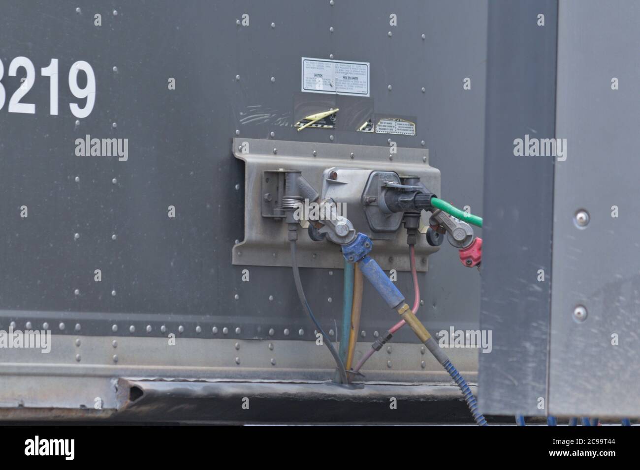 Truck trailer combination hi-res stock photography and images - Alamy