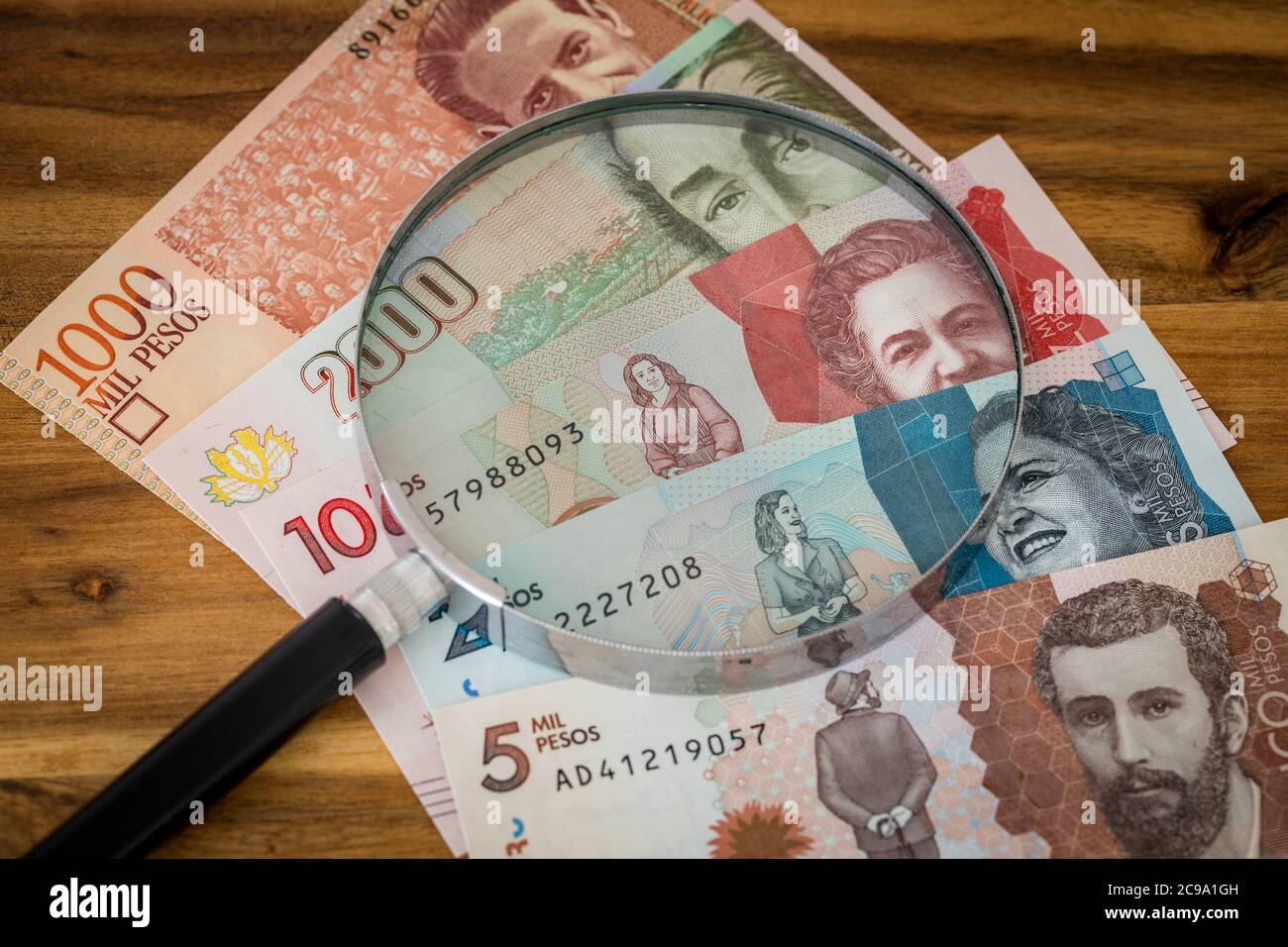 Colombian money, pesos banknotes Stock Photo - Alamy