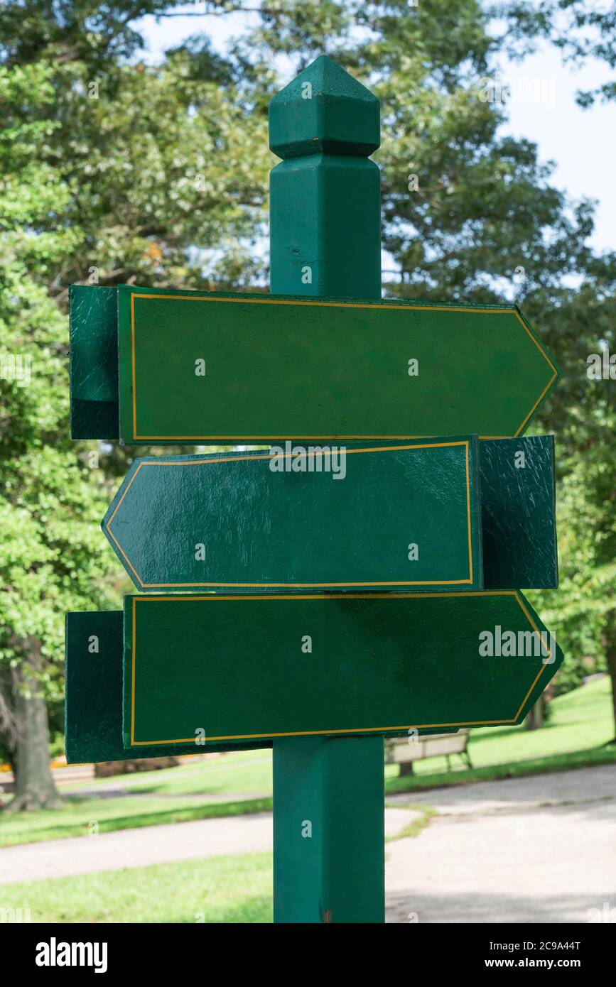 Path signs with trees behind hi-res stock photography and images - Alamy
