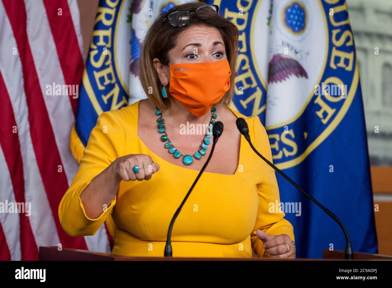 Linda sanchez hi-res stock photography and images - Alamy